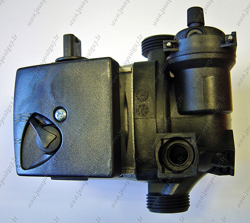 pompe et circulateur pour chaudiere CHAFFOTEAUX